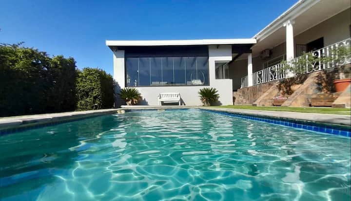 Klipheuwel Retreat House - Montagu