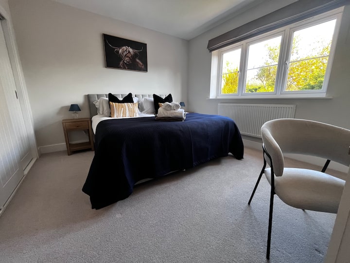 Contractor Ready 4bed - Sleeps 8 Bed Nr Oxford - Witney