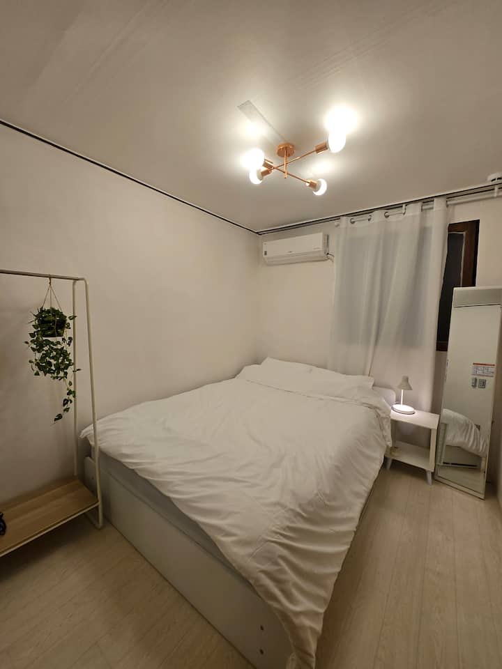 서울 조용하고 아늑한 숙소/신정역7분/목동역10분/목동로데오/김포공항 #미스터멘션 - Seoul