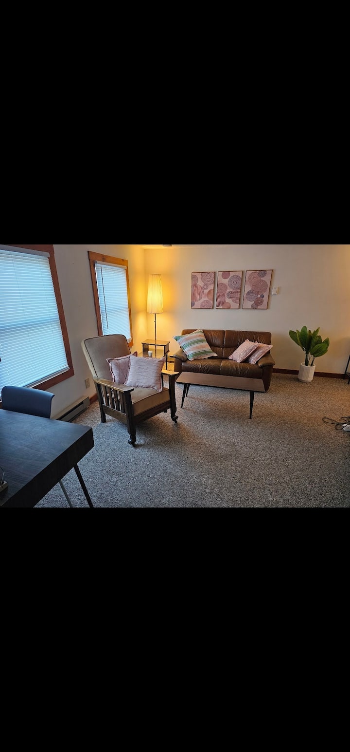 Vintage Broadway - Verona, NY