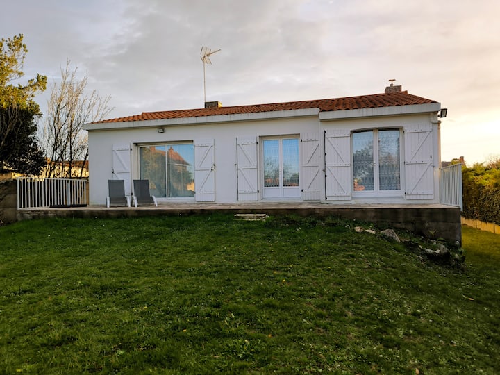 L'escapade - 6 Pers - Jardin Clos - Chien Accepté - Saint-Michel-Chef-Chef