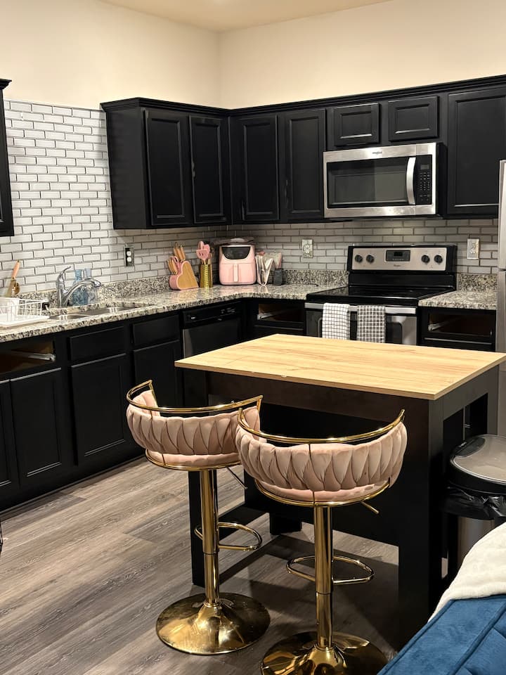 Home Away From Home! - Hampton, GA