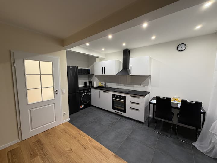 2-zimmerwohnung Im 2 Obergeschoss In Düsseldorf - Düsseldorf