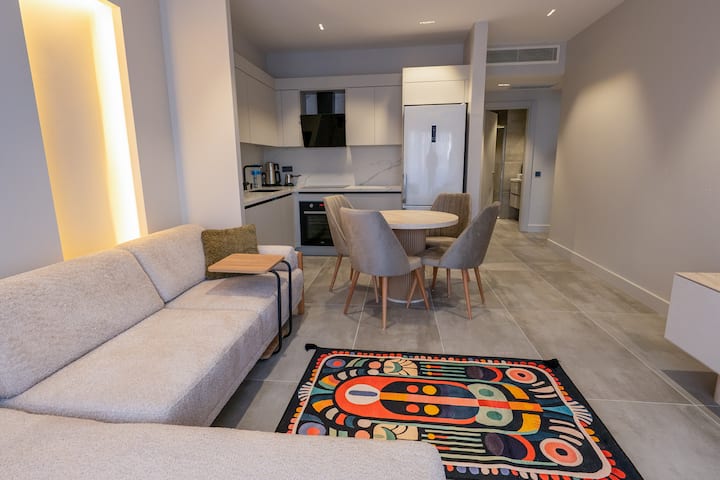 Basement Modern Daire 2+1 | Merkezi Konum - Estambul