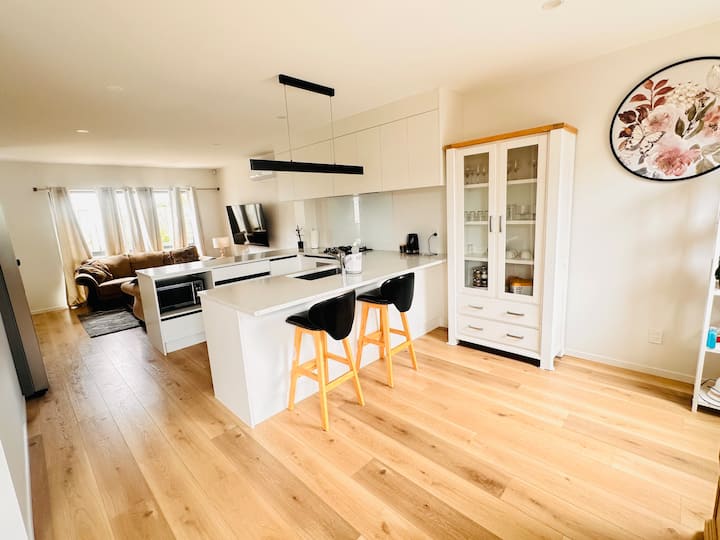 Peaceful Family Getaway In The Heart Of Auckland - Auckland