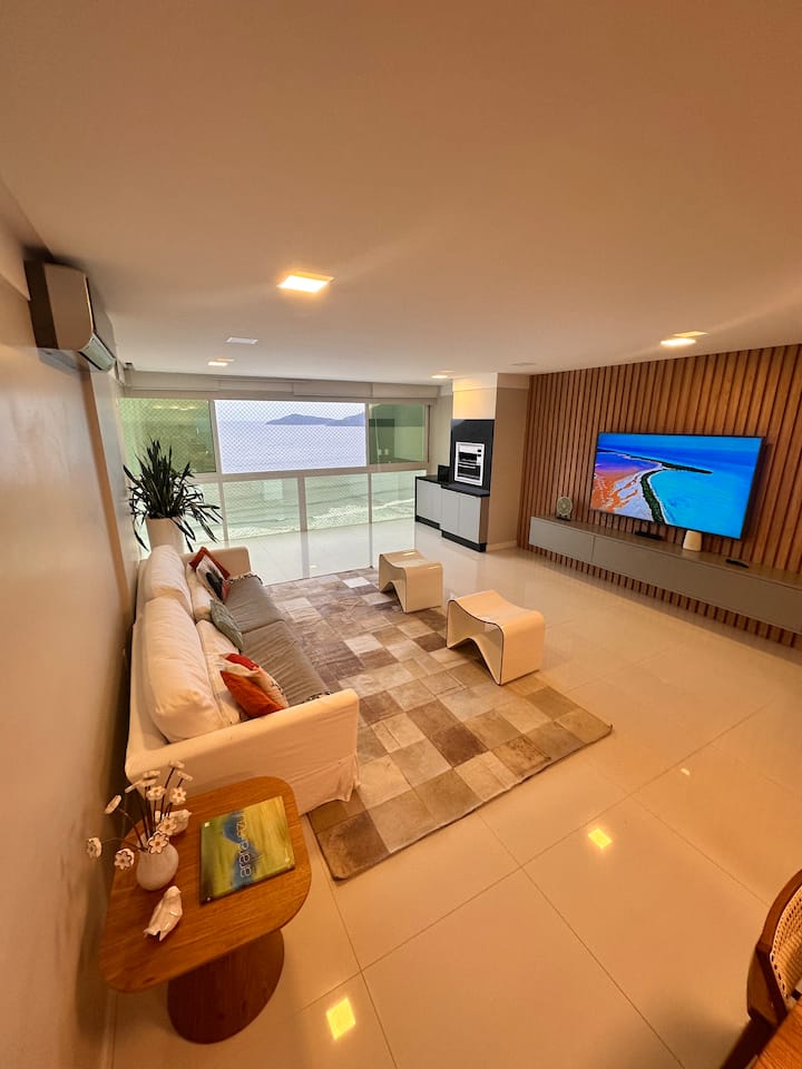 Conforto E Elegância Frente Mar | 18º Andar Bc - Balneário Camboriú