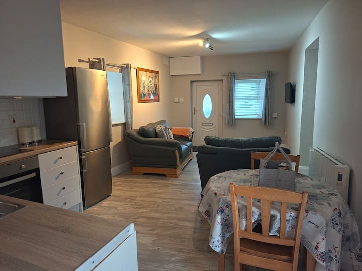 The White Cottage, Lusk Village - Donabate