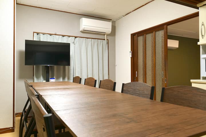 【一棟貸切南栄駅1分 】定員9名|元写真館の昭和レトロな一軒家|パーキング徒歩1分|ファミリー向け - 豊橋市