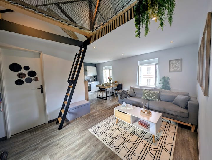 Nouveau ~ Appartement Moderne En Centre-ville - Cosne-Cours-sur-Loire