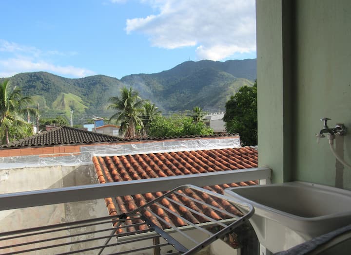 Sobrado Em São Sebastião C/ Suíte +Ar Condicionado - Brasilien