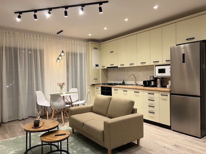 Cozy And Stylish Apartment - Craiova