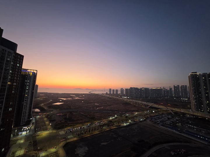 #Clean & Comfort Full-option Sunset View #Songdo - Incheon