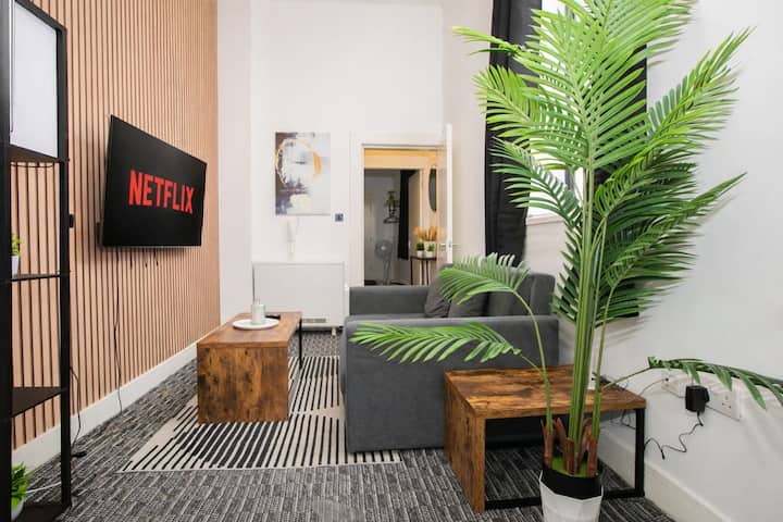 Prime Salford 1br • Free Parking • City Access - Manchester