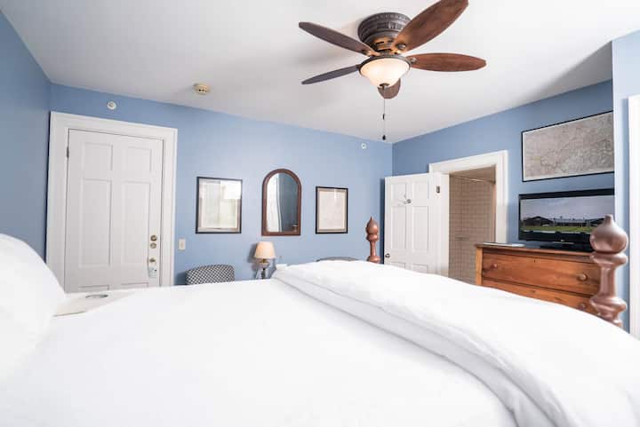 204 - West Virginia Room - Lewisburg, WV