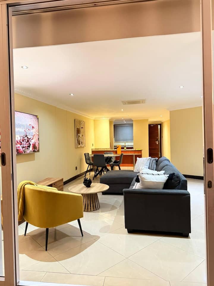 Luxury 2 Bedroom Apartment At The Sails - Durban