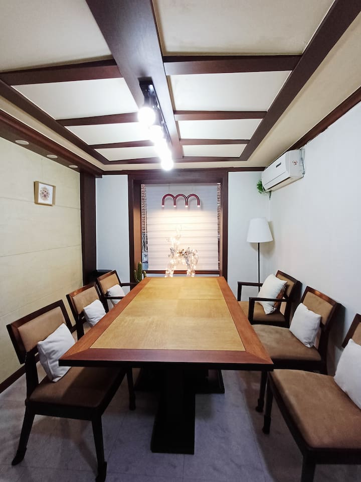 Ut Gangnam/7인/3r4b/신논현역 도보3분/공항버스/k뷰티/bts/강남중심/주차됨 - Seúl