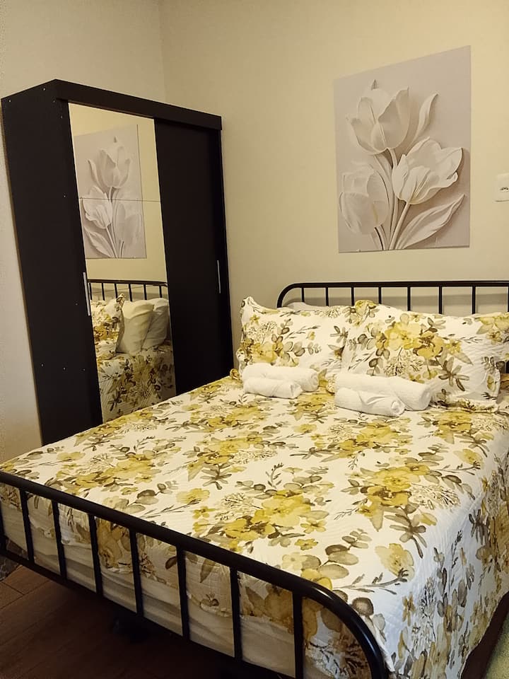 Estúdio Perto Da Lapa, Metrô Da Glória. Bom Preço. - Glória