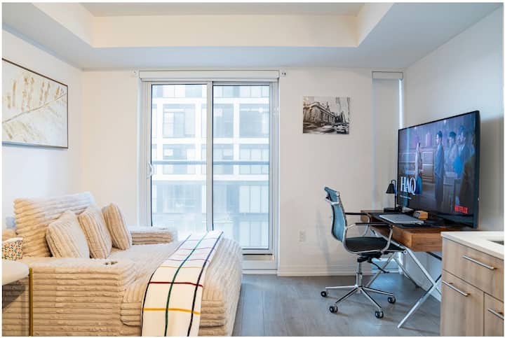 Modern Suite In Garden District | Prime Downtown - Toronto