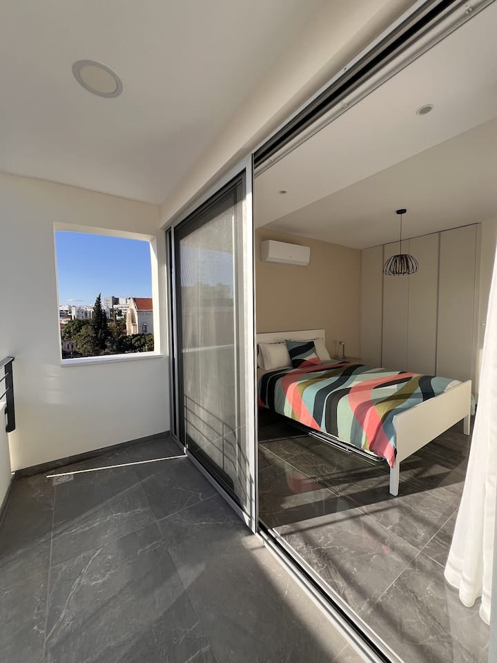 1 Bedroom Seaside Apartment - Limasol