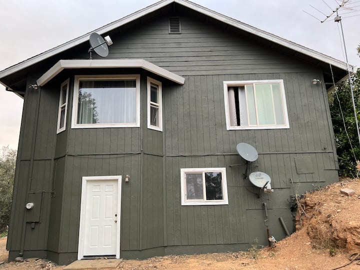 Beautiful Spacious Home On A Hill - Placerville, CA