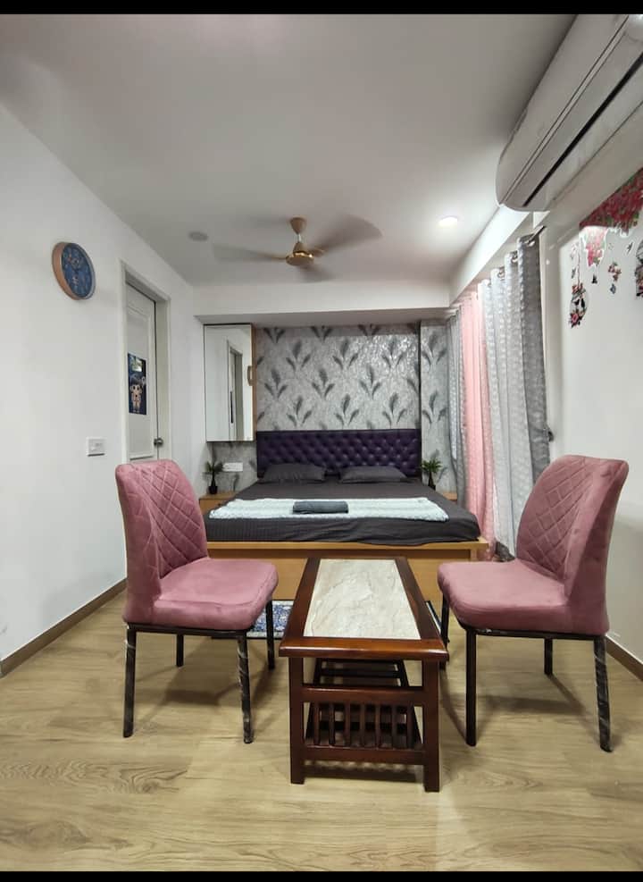 "The Airport Nest"simple, Cozy, Serene Comfortable - Pune