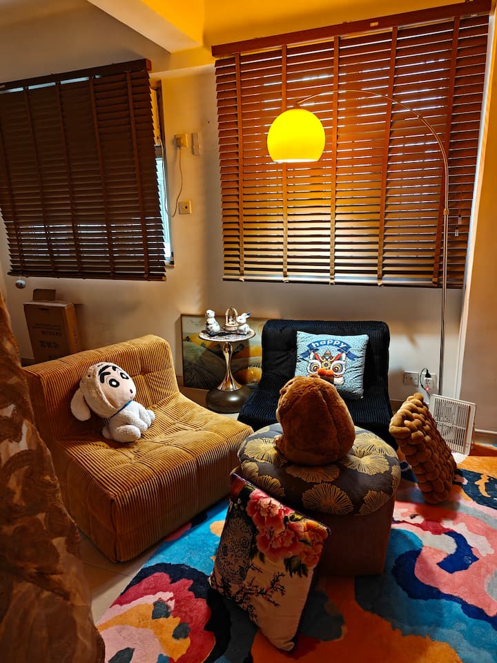 尖沙咀九龍公園
西九龍高鐵站步行7分鐘 佐敦站步行5分鐘
海港城步行15分鐘
洗衣 代存 跨境碼頭 - Hong Kong