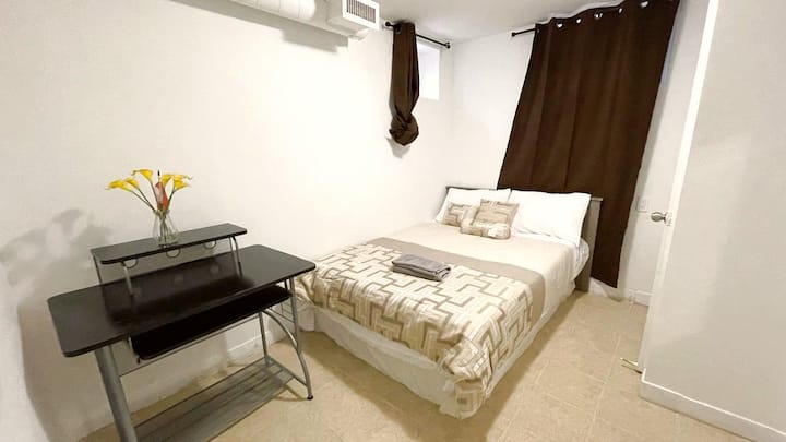 The Heart Warm Toronto - Toronto