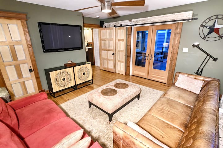 3bed, 3 Bath Furnished House In Arlington - Arlington, VA