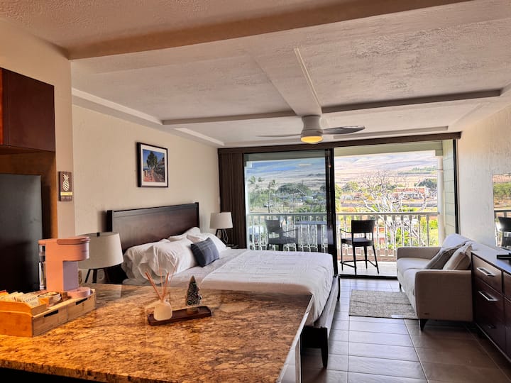 Lahaina Shores Beach Resort 308 Mountain View - Lahaina, HI