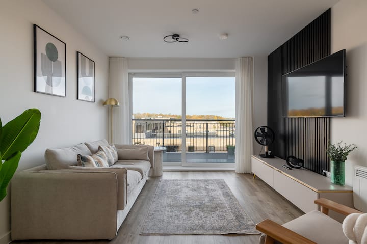 Modern Canal-side Apartment In Milton Keynes - Milton Keynes