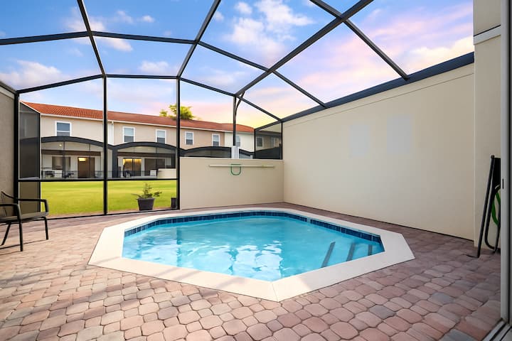 Cozy 3br Disney Home • Private Pool & Family Fun! - Kissimmee, FL