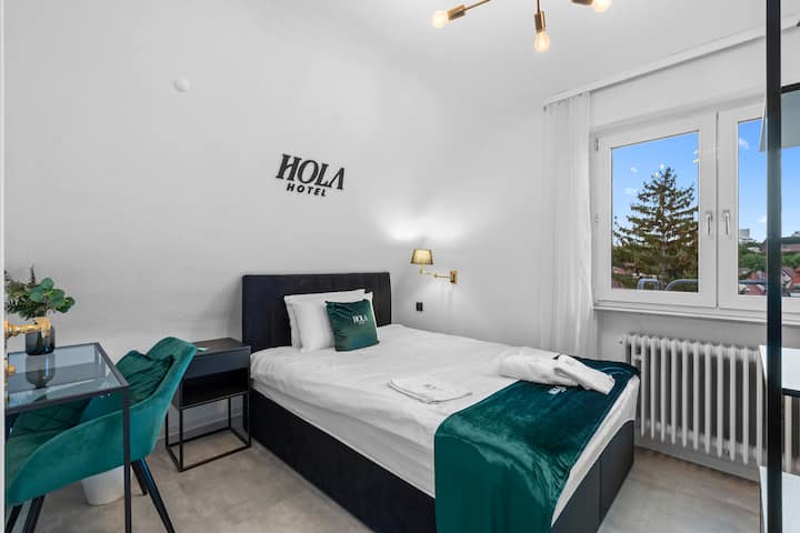 Einzelzimmer Im Hola Hotel - Stuttgart