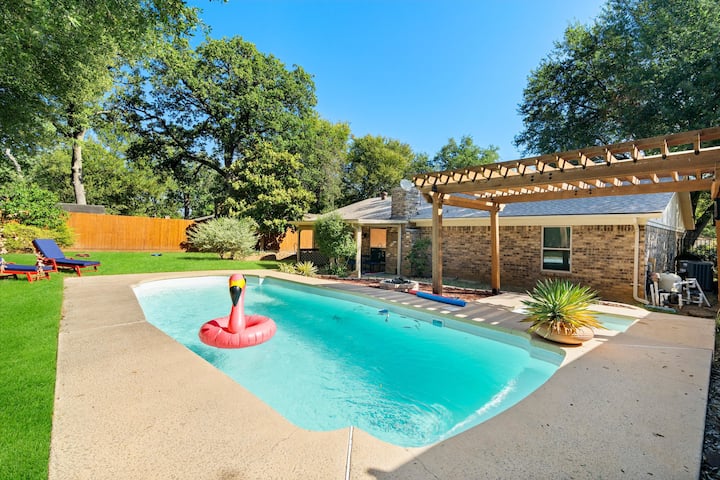 Luxury 3br Dfw Family Escape | Pool, Gamerm | Slp7 - North Richland Hills, TX