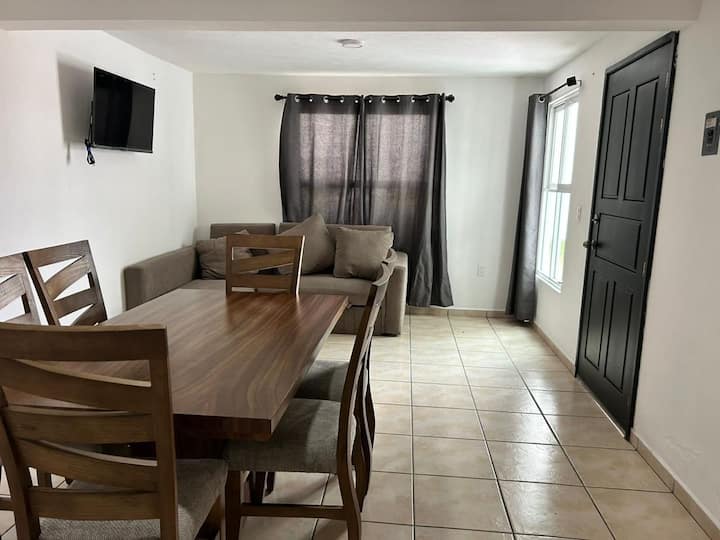 Acogedor Departamento, Céntrico, Estacionamiento. - Metepec