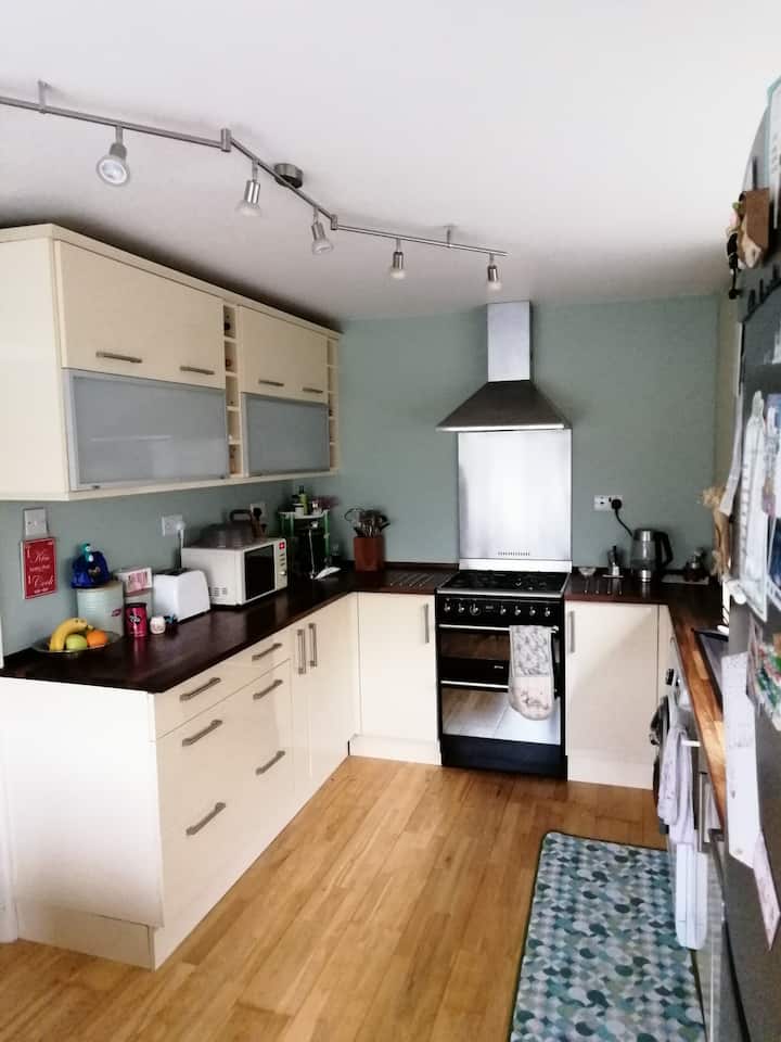 Room For Rent Near Didcot Parkway And Harwell C. - Wallingford