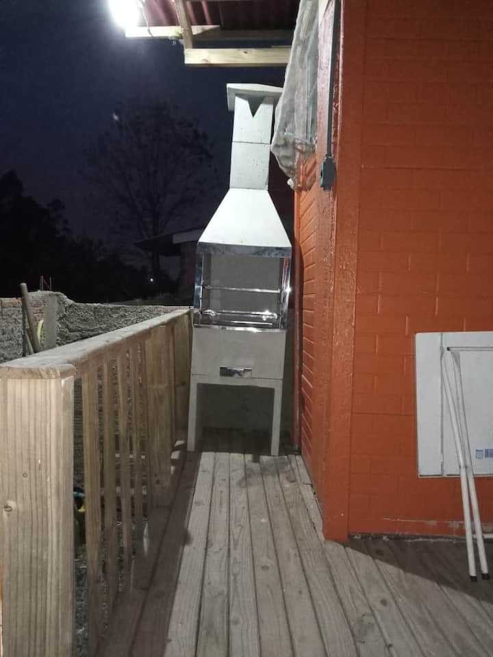 Container Laranja Fundos - Penha