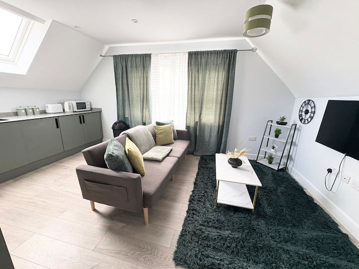 Central 2br Home W/ Parking Near Ferry - ドーバー