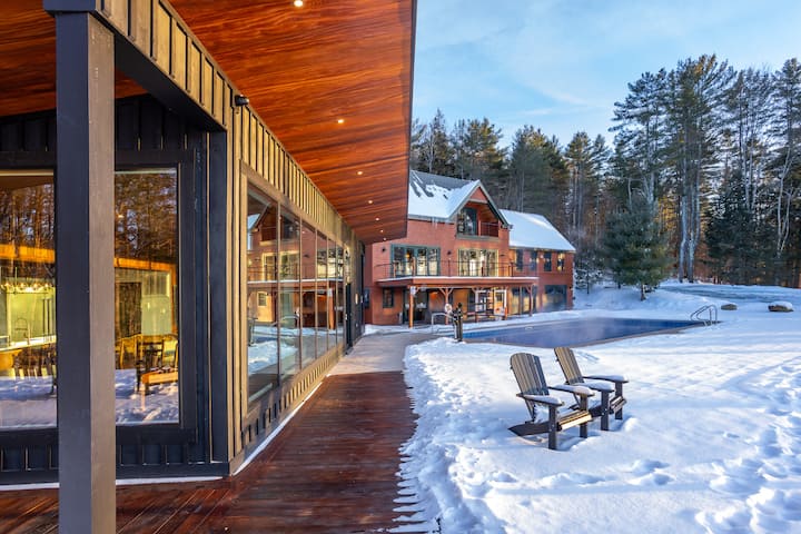 Woodstock Ski Oasis W/heated Pool & Mountain Views - Woodstock, VT