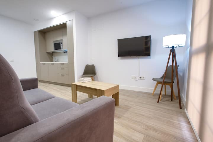 Hurtado De Mendoza Estudio 107 By Cuencaloft - Cuenca