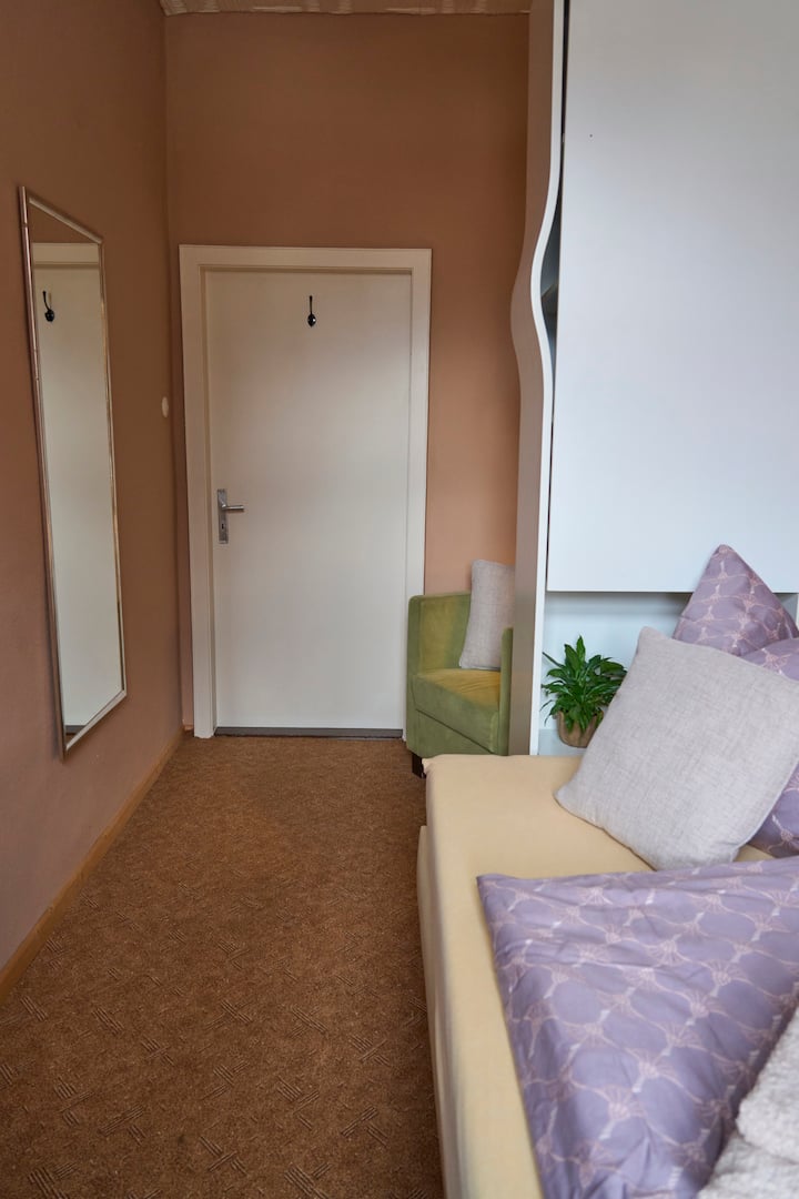 Monteurszimmer Mit Gemeinschaftsbad (2) - Zschopau