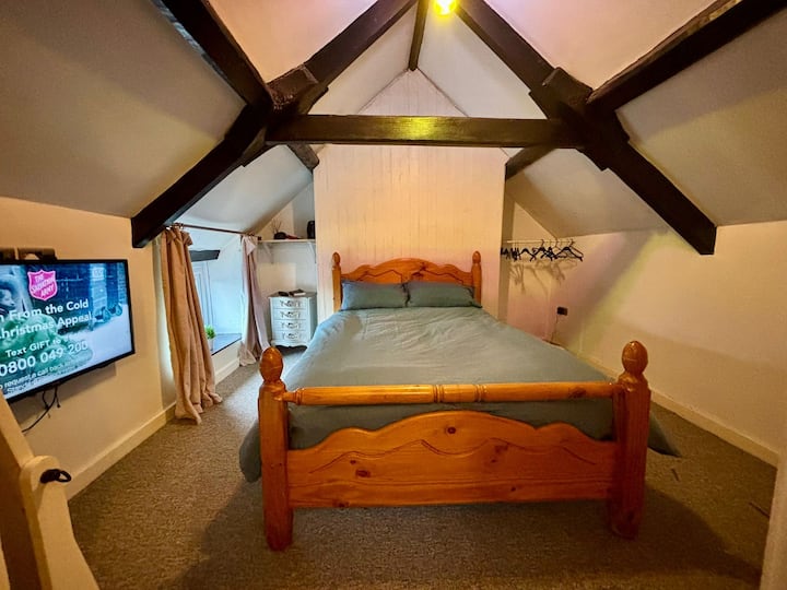 Farleigh Cottage, Pilning - 2nd Room To Rent - Chepstow