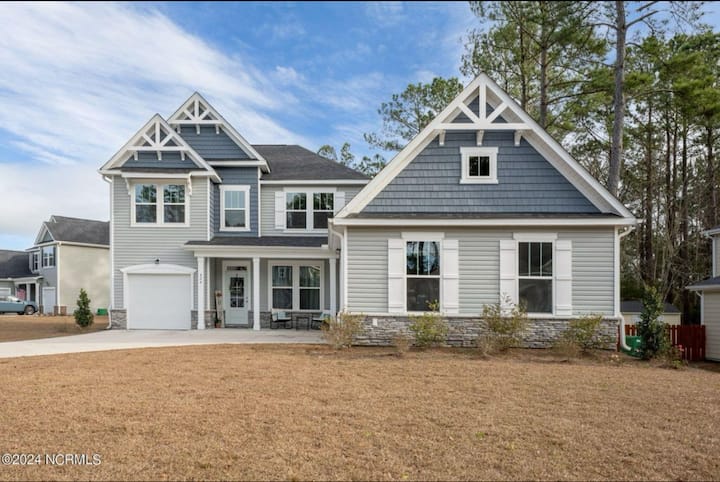 Coastal Family Getaway - Topsail Island, NC
