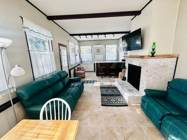 Sweet Southern Stay - Niceville, FL