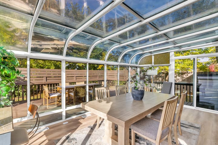 Family Retreat Near O'hare Gametable Fenced Yard - Elmhurst, IL