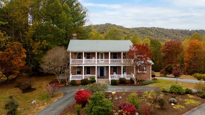 Starwood Manor | Mountain Views • Firepit • 36acre - Early Mountain Vineyards, Madison