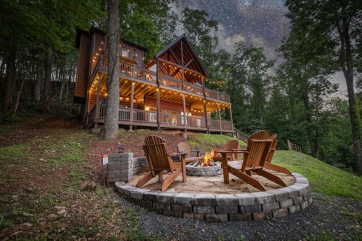 New! Lux Cabin | Views | Hottub | Gamerm | Firepit - Blue Ridge, GA