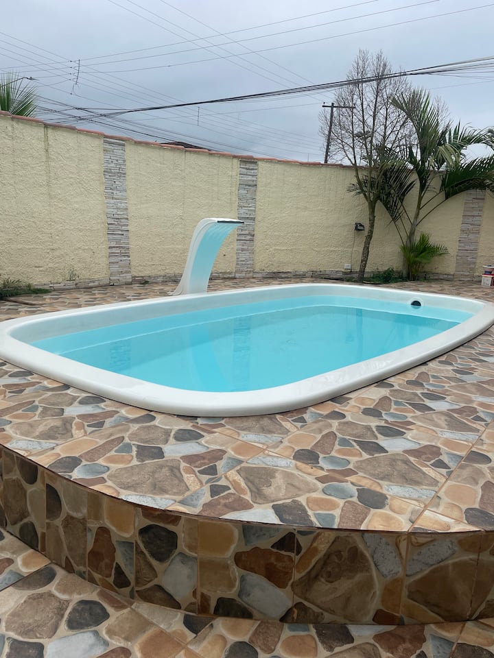 Casa Acomoda Até 10 Pessoas
Promoções P Finais Sem - Bertioga