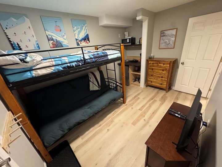 Village | Great Ski-in/out | Chateau On The Ridge - Big White Ski Resort, BC