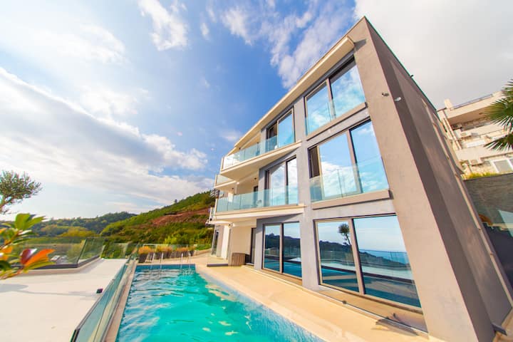 Elegant Villa Vita-adriatic Escape W/sea View&pool - Budva