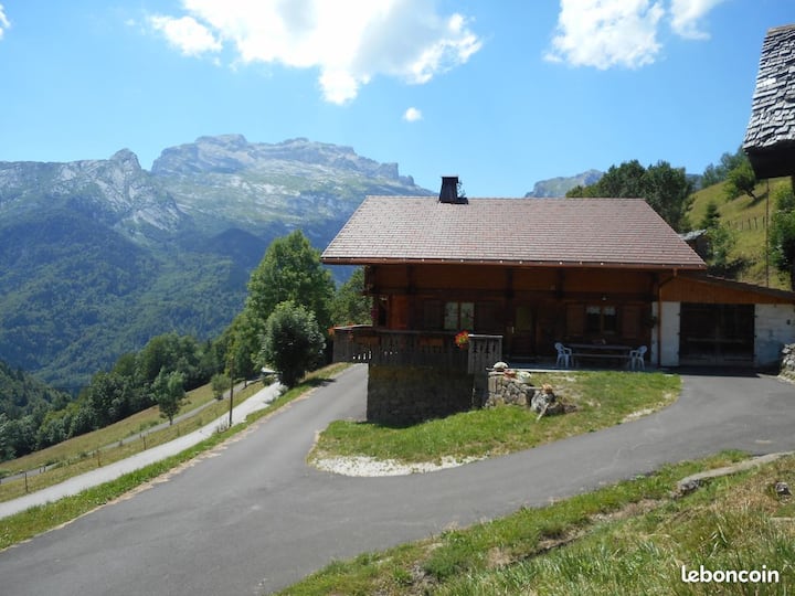 Maison à La Montagne - Manigod